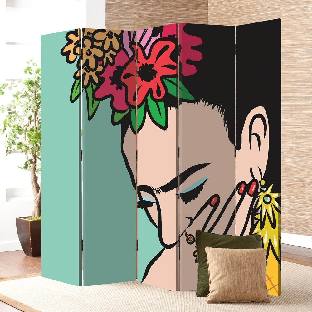 Frida Kahlo's hand with gold finger rings - Διάσημοι ζωγράφοι Frida ...